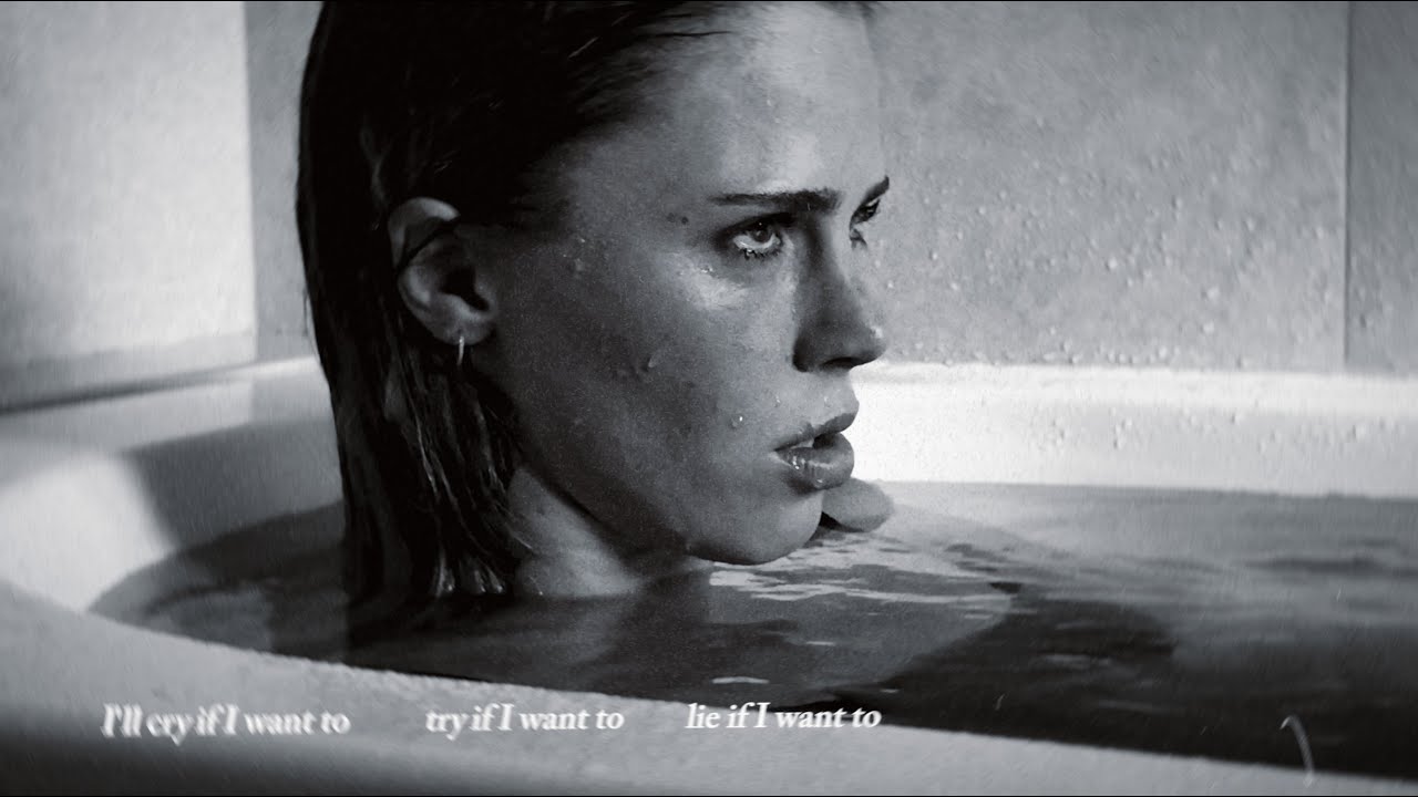 Cassie Henderson dévoile « Pity Party », single mélancolique de l'EP ...